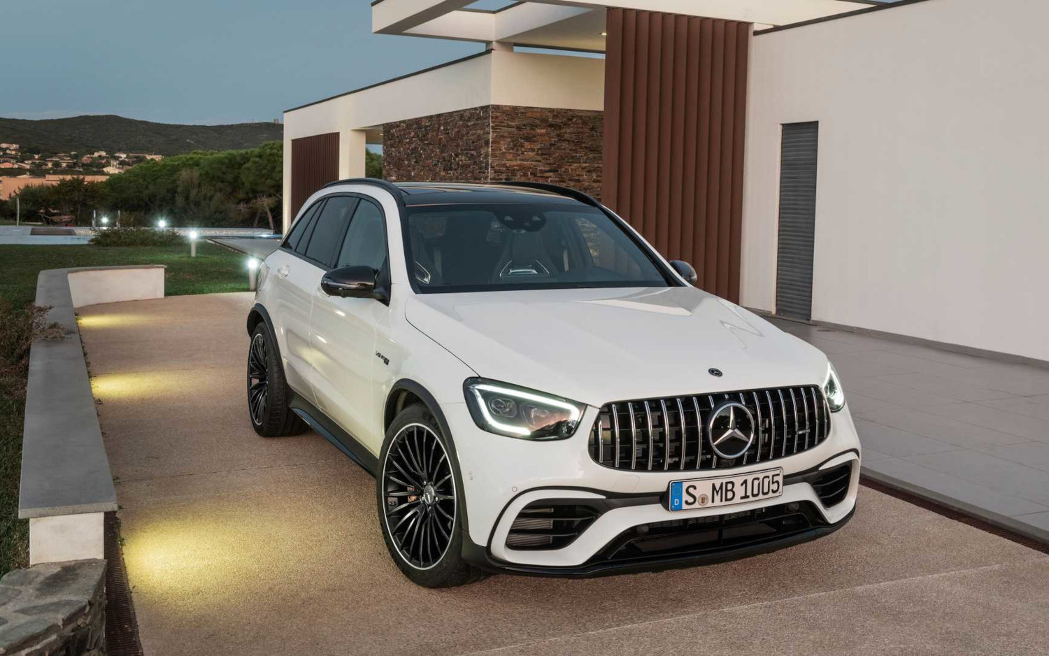Mercedes-AMG GLC 63 S 2022 | SUV Drive